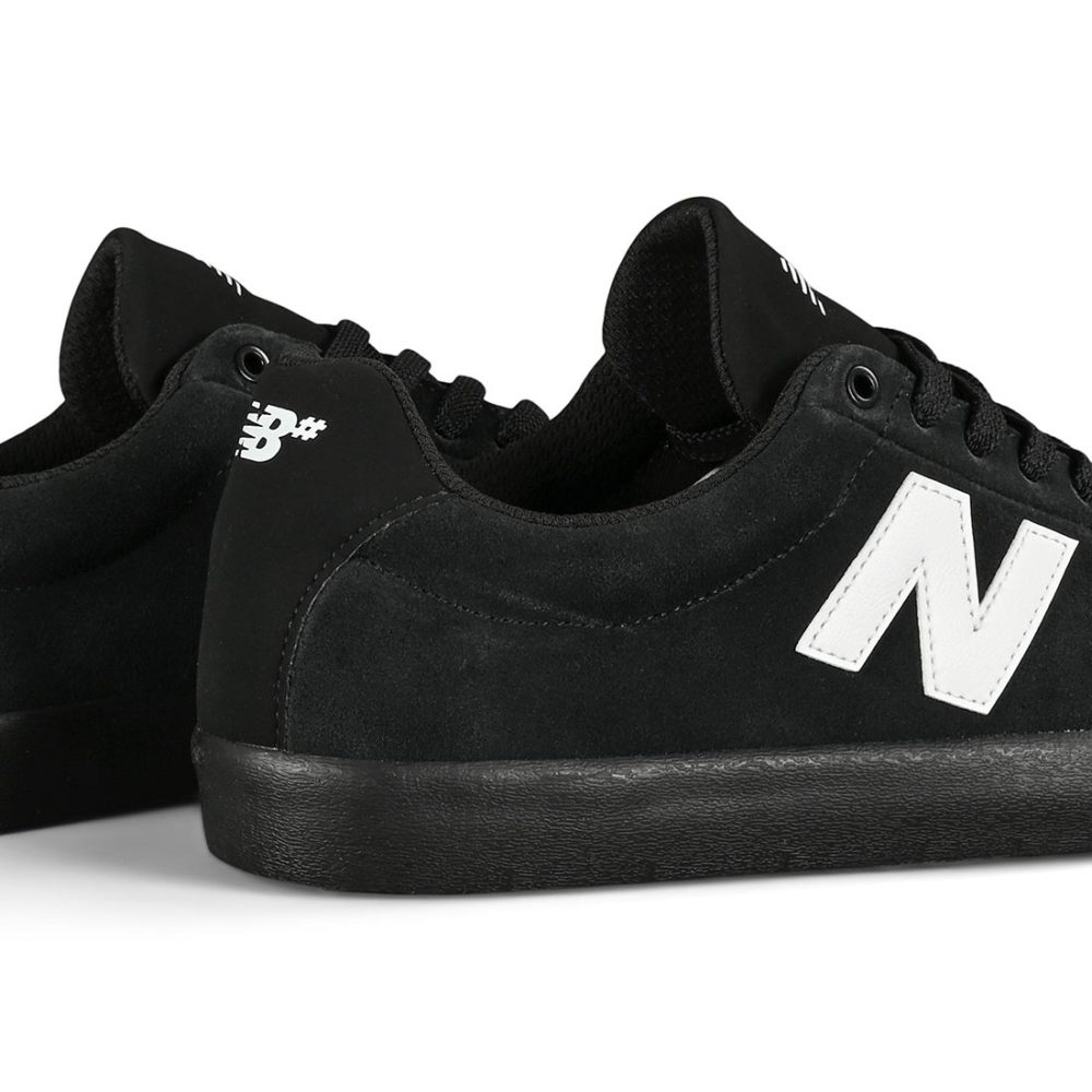 New Balance Numeric 22 Skate Shoes - Black / White - Supereight