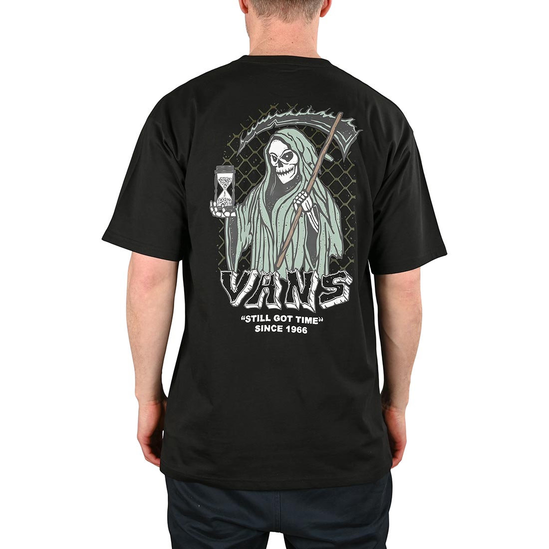 Vans Skate Shoes, Clothing & Accessories | Free UK Shipping Page 1 of 4