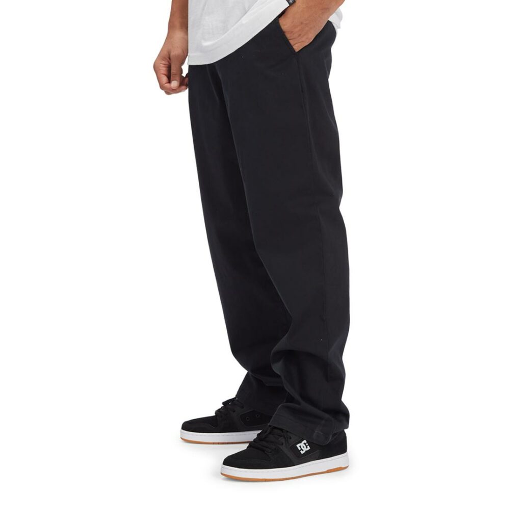 DC Worker Relaxed Chino Pants - Black - Supereight