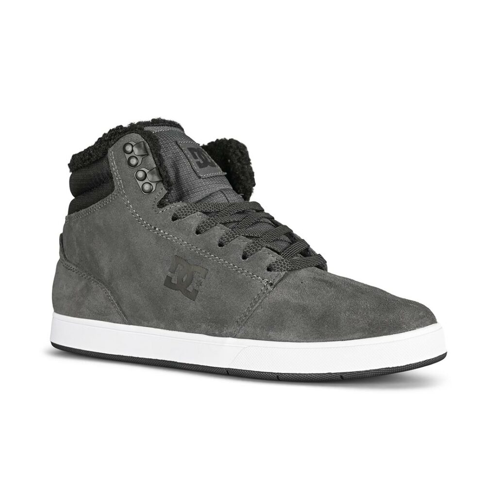 DC Shoes & Clothing | Free UK Shipping - Supereight