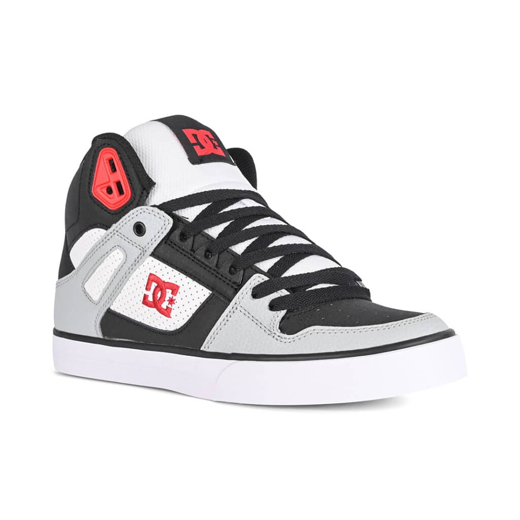 DC Shoes & Clothing | Free UK Shipping - Supereight