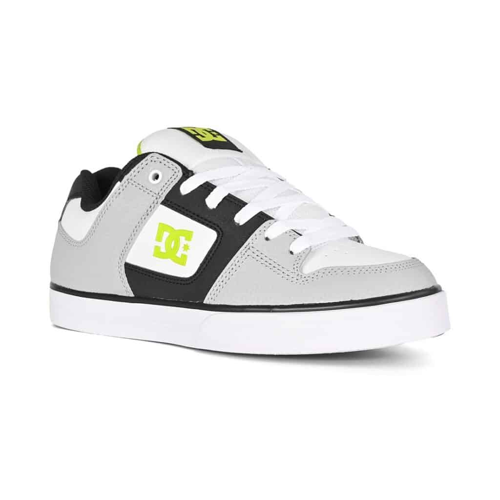 DC Shoes & Clothing | Free UK Shipping - Supereight